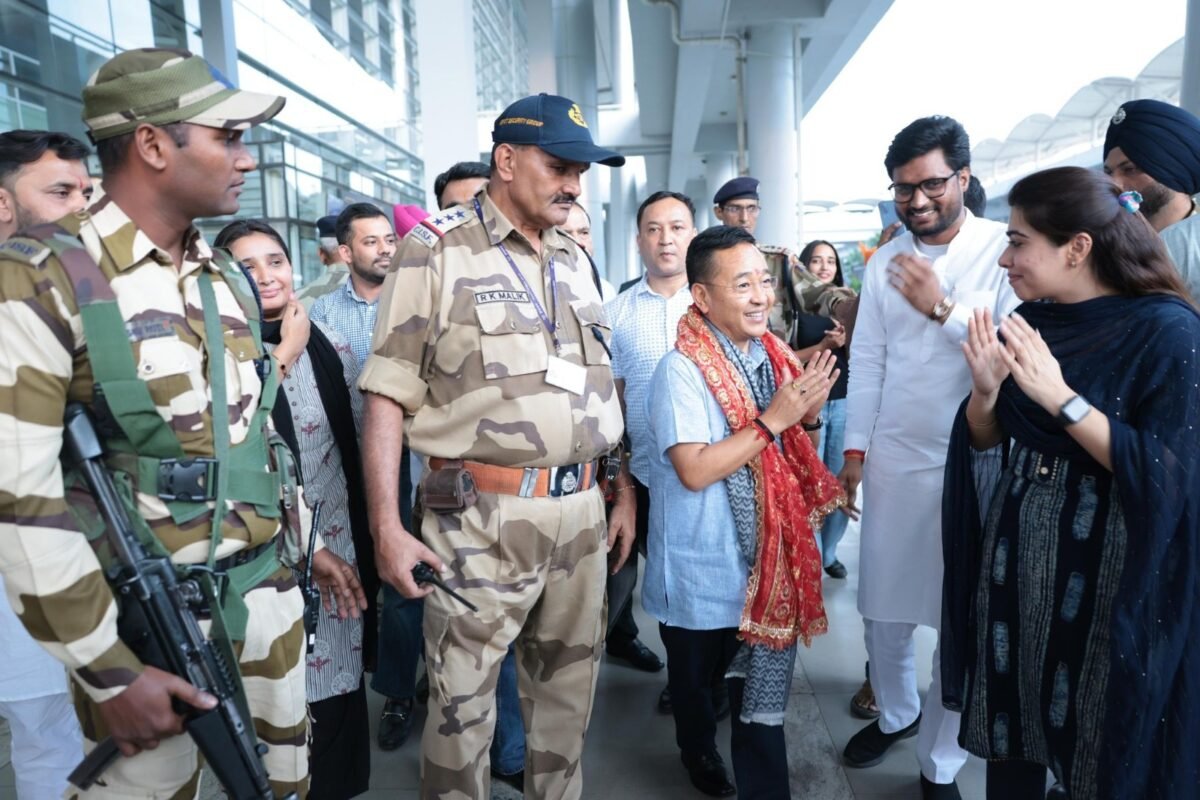Sikkim CM Arrives In Chandigarh Fo Haryana CM’s Swearing-In Ceremony ...
